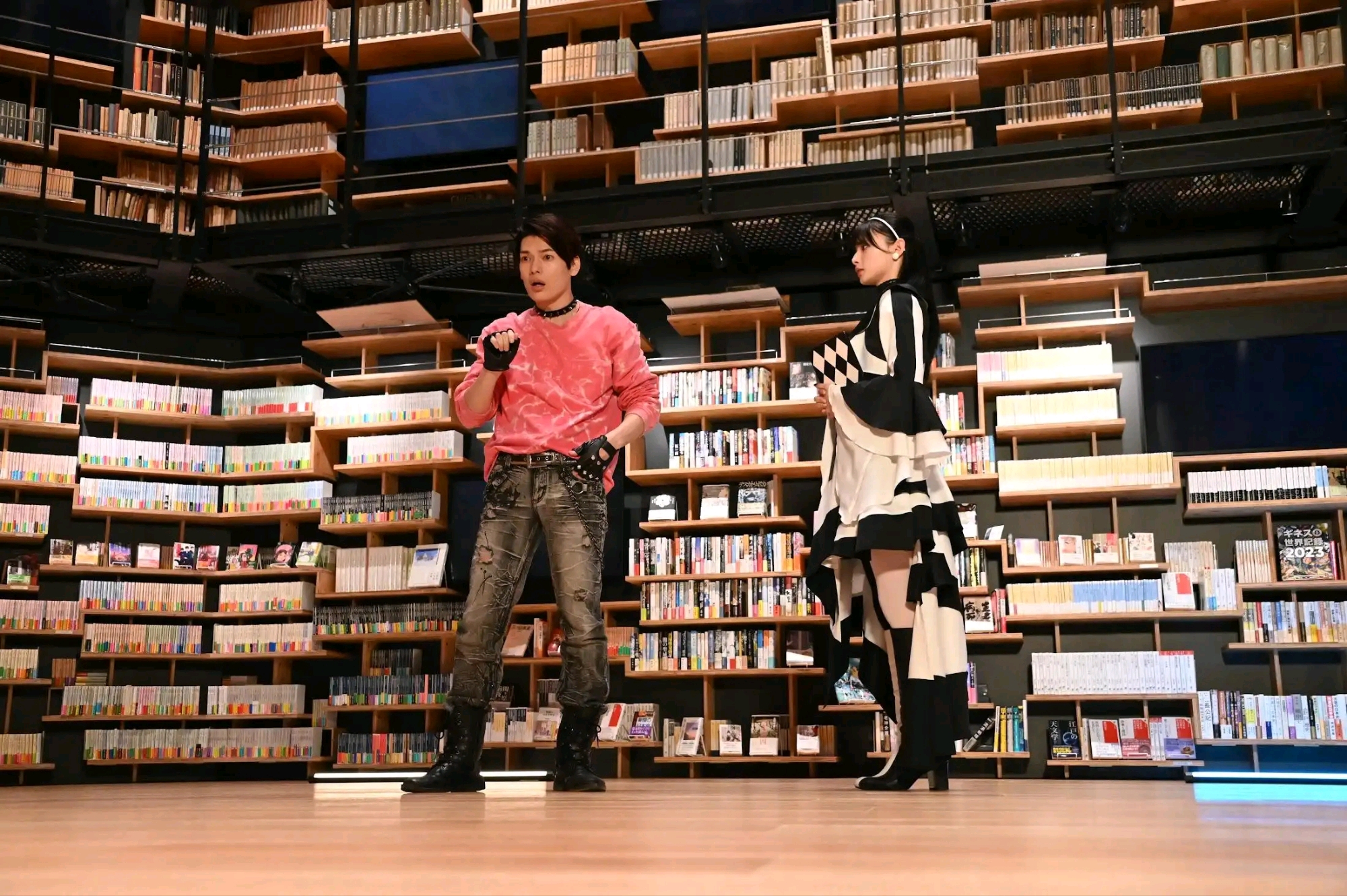 【仮面ライダーギーツ】第37話「慕情Ⅴ：純白の破壊」の新画像公開！ギーツとゲイザーが対決！ブーストマークⅢに！